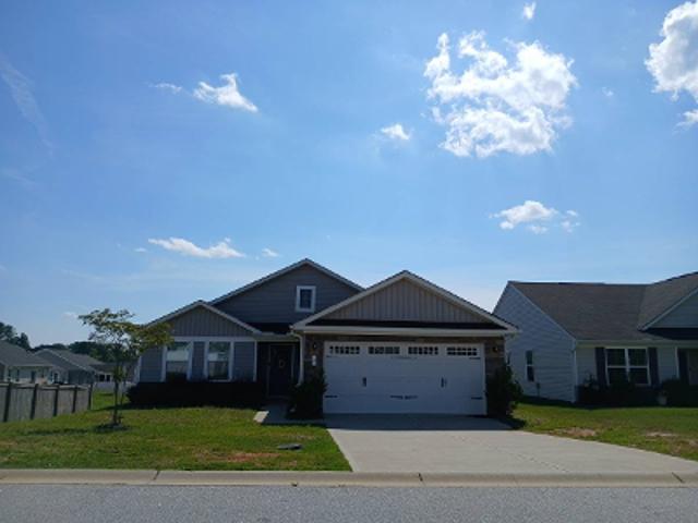 Grove Creek Dr