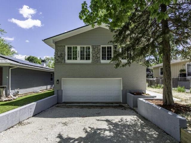 Grove Dr, Round Lake Beach, Home For Sale