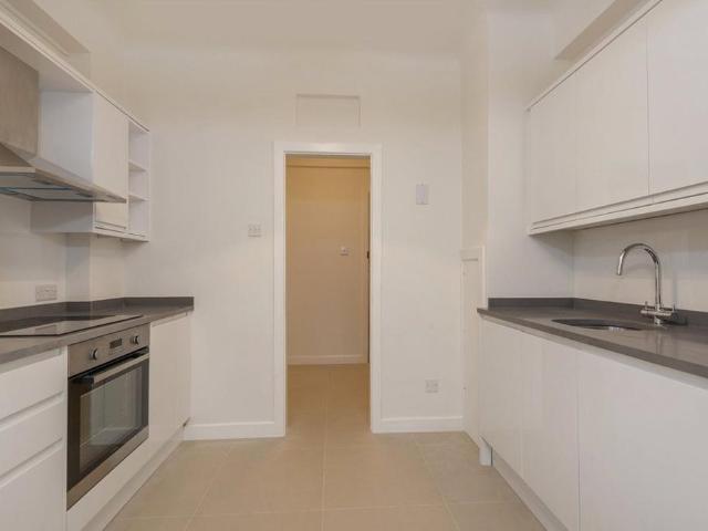 Grove End Gardens, Grove End Road, St. 2 bed apartment to rent £3,445 pcm £795 pw