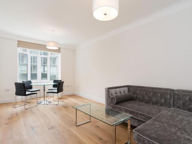 Grove End Gardens, Grove End Road, St. 2 bed flat to rent £3,575 pcm £825 pw