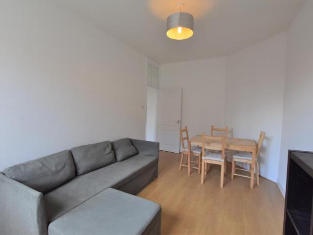 Grove End House Flat 5Q Flat 5Q Grove End Road London 2587969