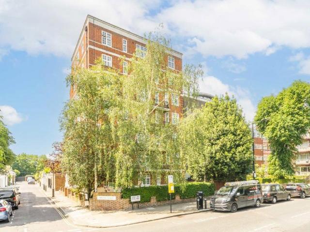 Grove End Road, London NW8 1 bed flat to rent £2,350 pcm £542 pw