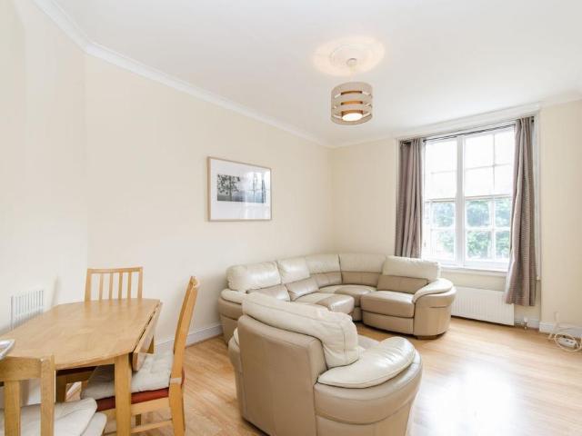 Grove End Road, St John's Wood. 2 bed flat to rent £2,925 pcm £675 pw