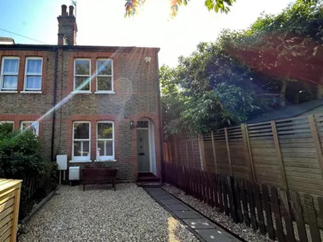 Grove Footpath, London, KT1 2TR, United Kingdom | 2 bed house for rent #139267606 | Rentberry