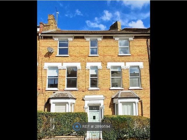 Grove Hill Road, London SE5, 1 bed flat to rent, £1,850 pcm | PrimeLocation