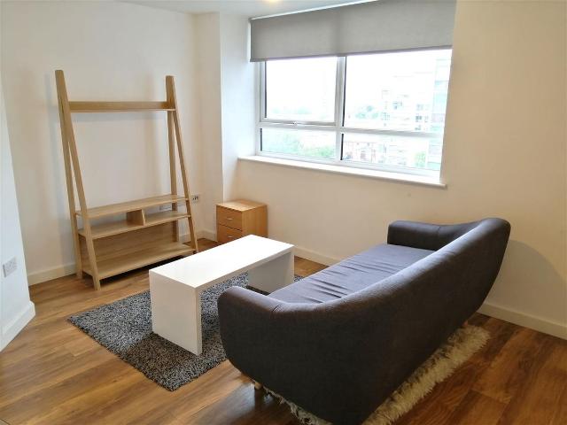 Grove House, Trafford M16, 1 bed flat to rent, £949 pcm | PrimeLocation