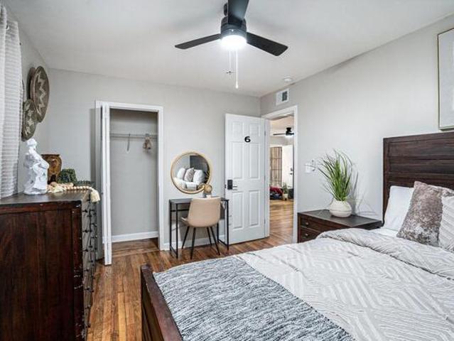 Grove Park Home, a 4 minute walk to transit stop W Lake Ave NW @ North Ave NW