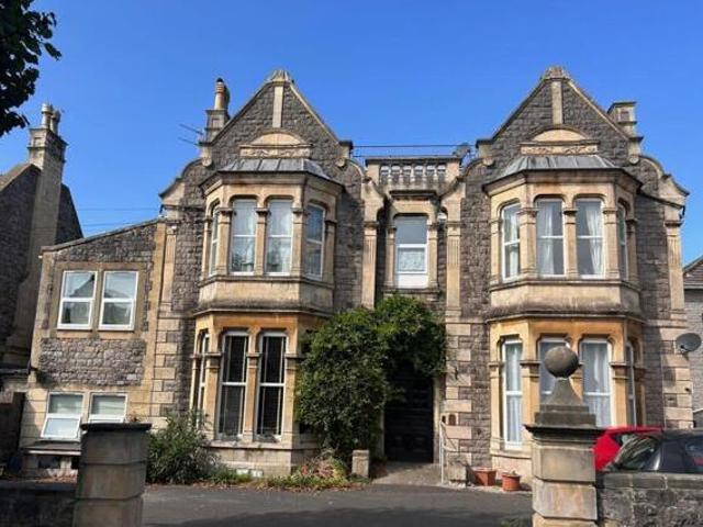 Grove Park Road, Weston super mare, 2 Bedroom Apartment