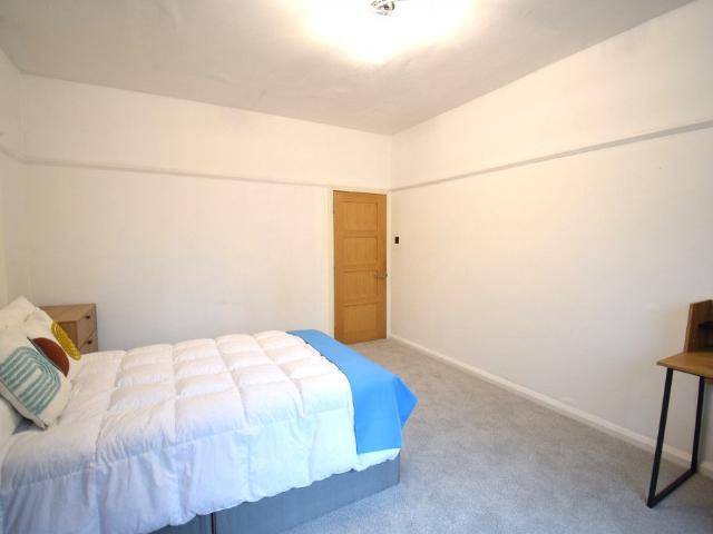 Grove Park Terrace, London W4, Room to rent, £1,040 pcm | PrimeLocation