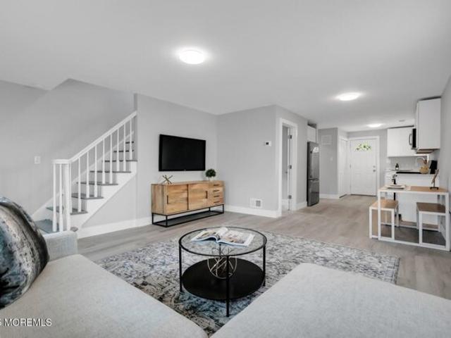 Grove Pl, Keansburg, Home For Sale
