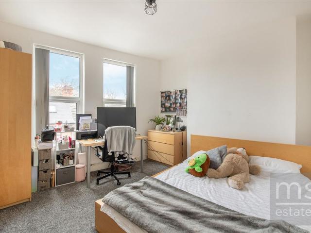 Grove Road, Nottingham NG7, Room to rent, £563 pcm | PrimeLocation