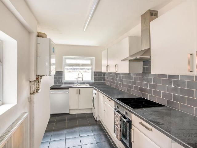 Grove Road, Nottingham NG7, 5 bed terraced house to rent, £2,752 pcm | PrimeLocation