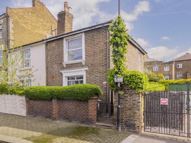 Grove Road, Acton W3, 1 bed flat to rent, £1,680 pcm | PrimeLocation
