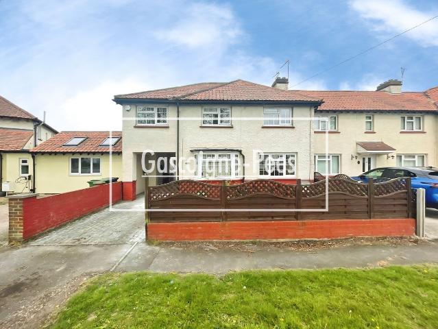 Grove Road, Basingstoke RG21, 4 bed property to rent, £2,100 pcm | PrimeLocation
