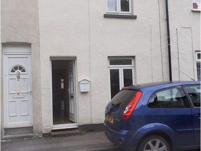 Grove Road, Chatham ME4, 3 bed terraced house to rent, £1,250 pcm | PrimeLocation