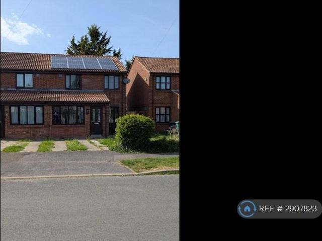 Grove Road, Horley, RH6 3 bed semi detached house to rent £1,900 pcm £438 pw