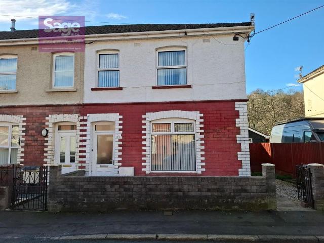 Grove Road, Risca NP11, 3 bed end terrace house to rent, £1,000 pcm | PrimeLocation