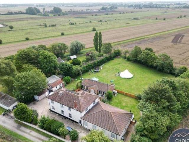Grove Road, Theddlethorpe, 9 Bedroom Detached
