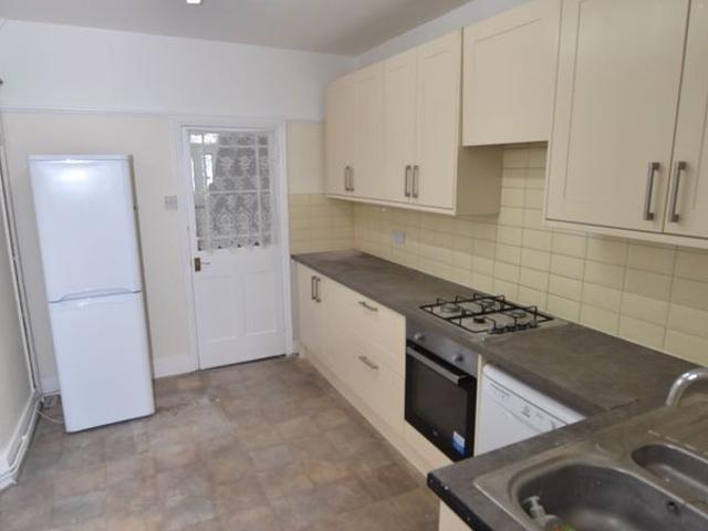 Grove Road, Walthamstow E17, 3 bed terraced house to rent, £2,500 pcm | PrimeLocation