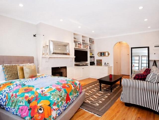 Grove St Apt C, New York, Property For Sale