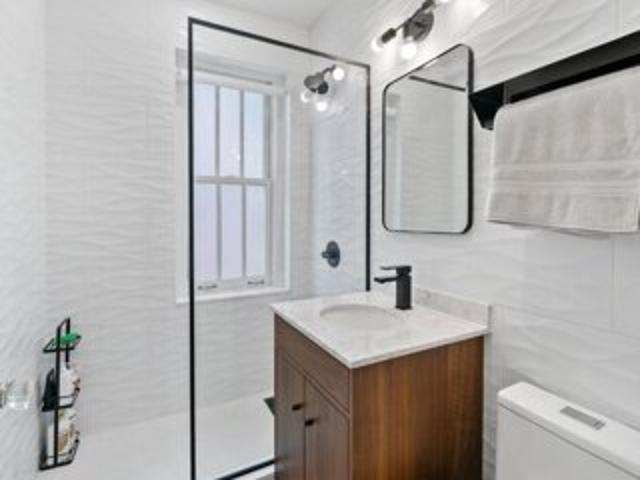 Grove St Apt E, New York, Property For Sale