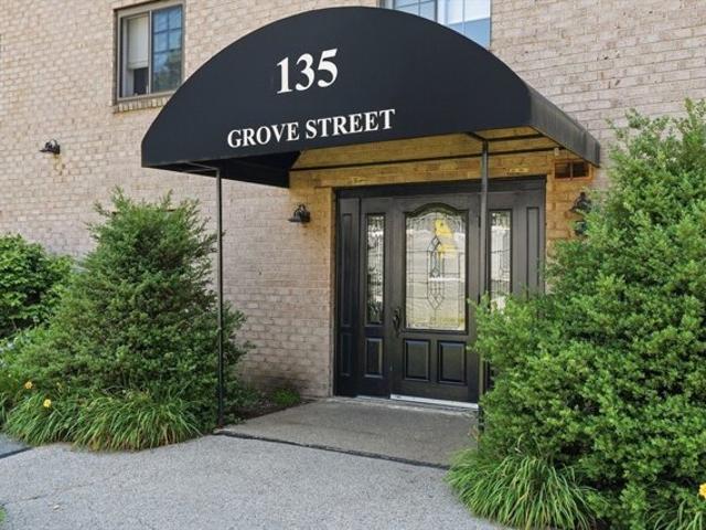Grove St Apt,rockland, Condo For Sale