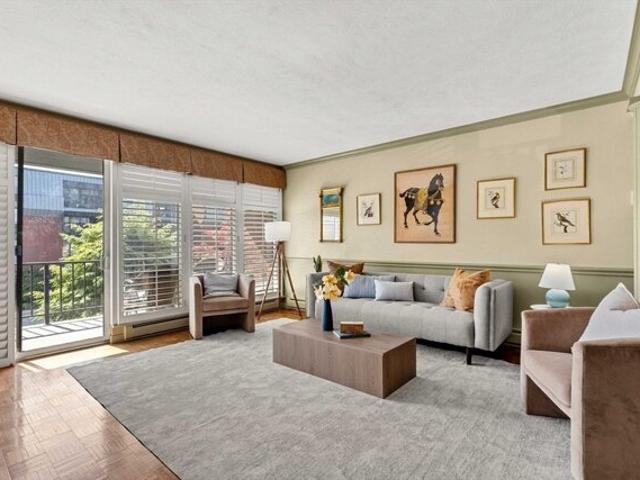 Grove St Apt,wellesley, Condo For Sale