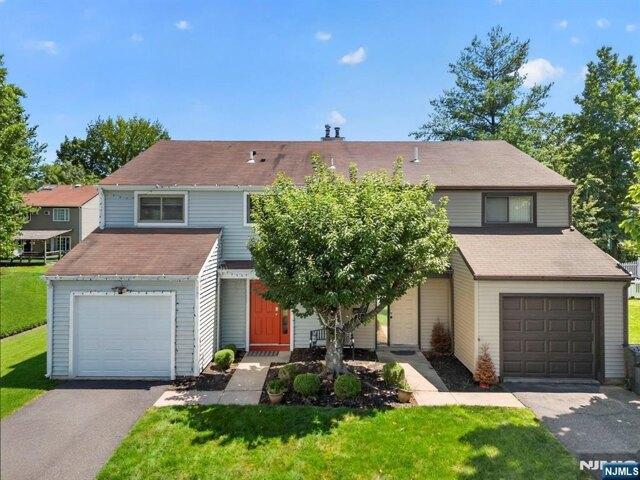 Grove St, Bergenfield, Home For Sale