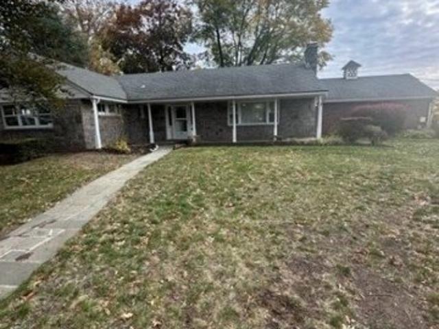 Grove St, Clifton, Home For Sale