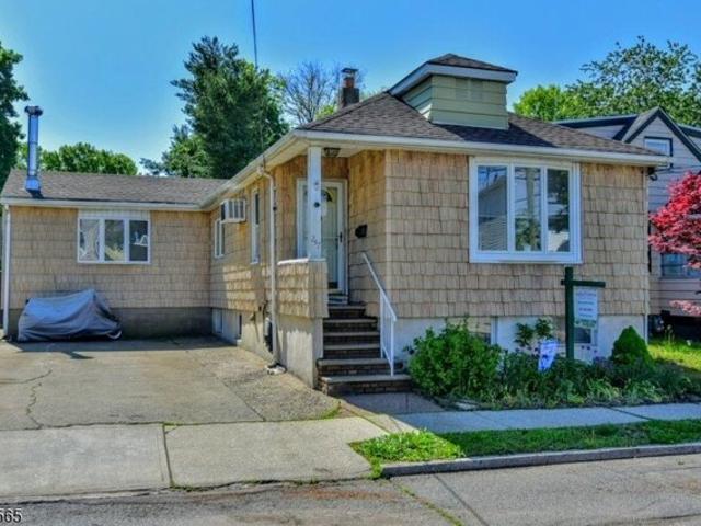 Grove St, Lodi, Home For Sale