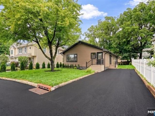 Grove St, Mahwah, Home For Sale