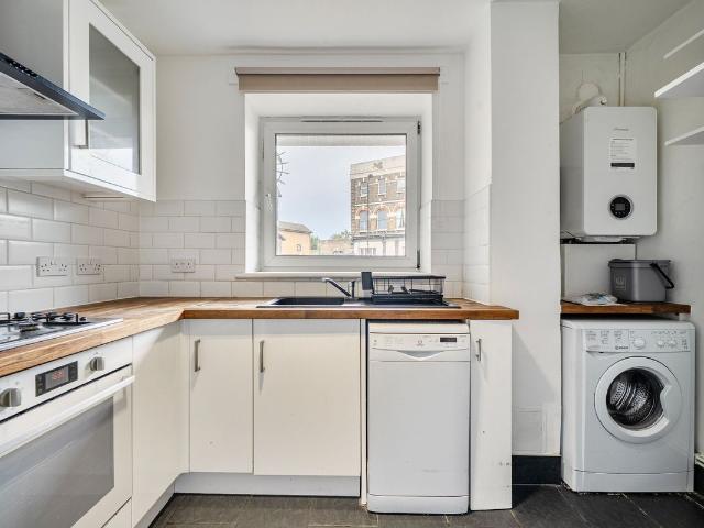 Grove Street, Camden House Grove Street SE8, 1 bed flat to rent, £1,500 pcm | PrimeLocation