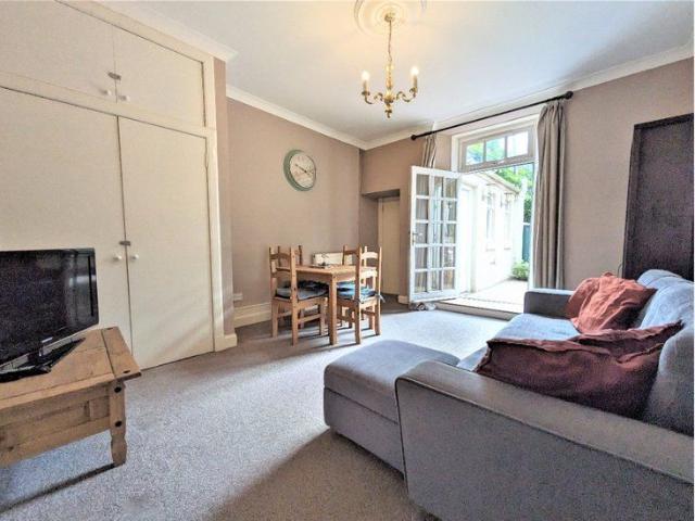 Grove Street, Haymarket, EH3 8BB