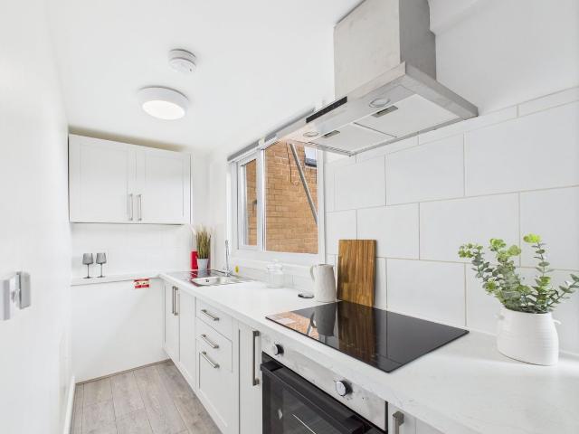 Grove Street L7, Studio to rent, £943 pcm | PrimeLocation