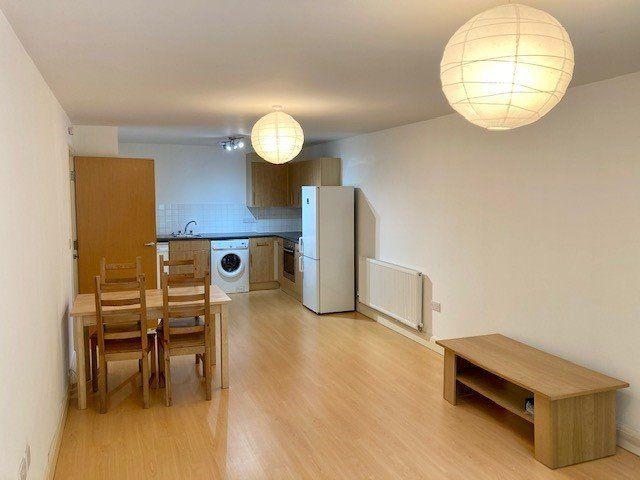 Grovehill Road, Redhill RH1, 1 bed flat to rent, £1,250 pcm | PrimeLocation