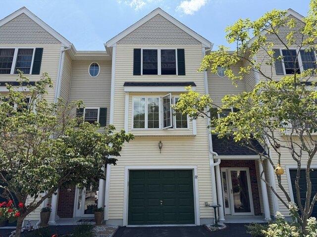 Groveland Commons Way Unit,groveland, Condo For Sale