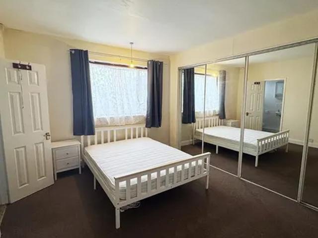 Groveland Avenue, London, SW16 3BB, United Kingdom | Room for rent #138315741 | Rentberry