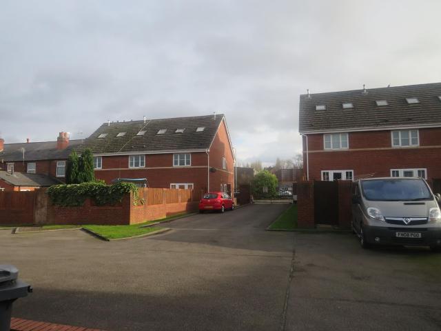 Groveland Road, Tipton DY4, 3 bed property to rent, £1,200 pcm | PrimeLocation