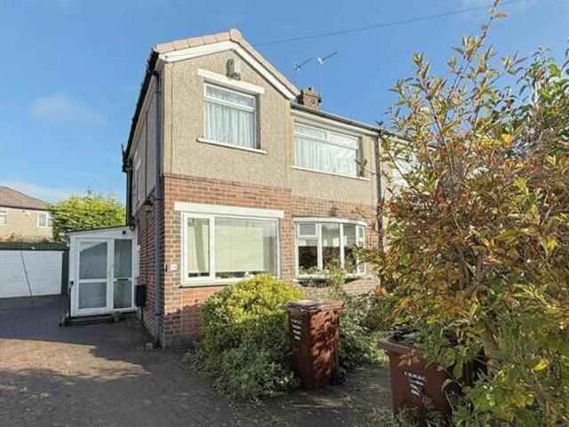 Grovelands, Bradford, 3 Bedroom Semi detached