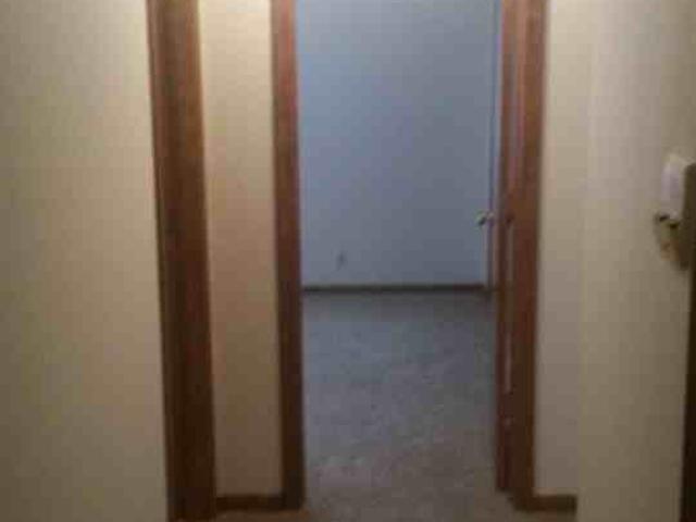 Grover Castle 1 Bedroom Apartment for Rent at Grover St, Omaha, NE 68108 Deer Park