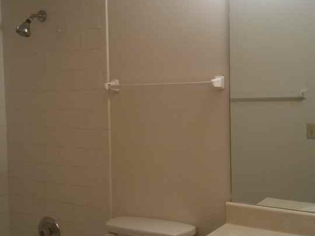 Grover Castle 1 Bedroom Apartment for Rent at Grover St, Omaha, NE 68108 Deer Park