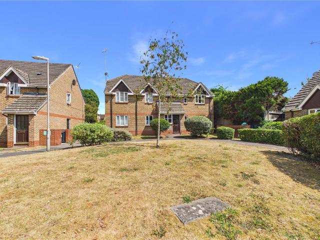 Groves Lea, Mortimer, Reading, Berkshire RG7, 1 bed flat to rent, £950 pcm | PrimeLocation
