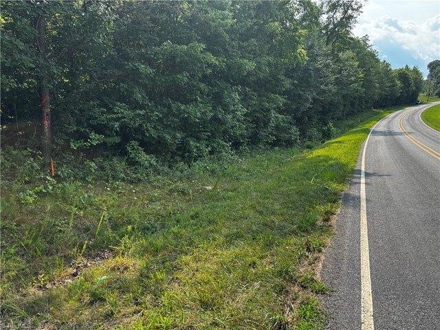 Grogan Rd, Stoneville, NC 27048