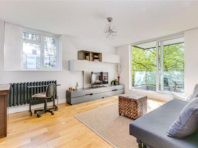 Grosvenor Court, 1 Rayners Road SW15, 2 bed flat to rent, £2,750 pcm | PrimeLocation