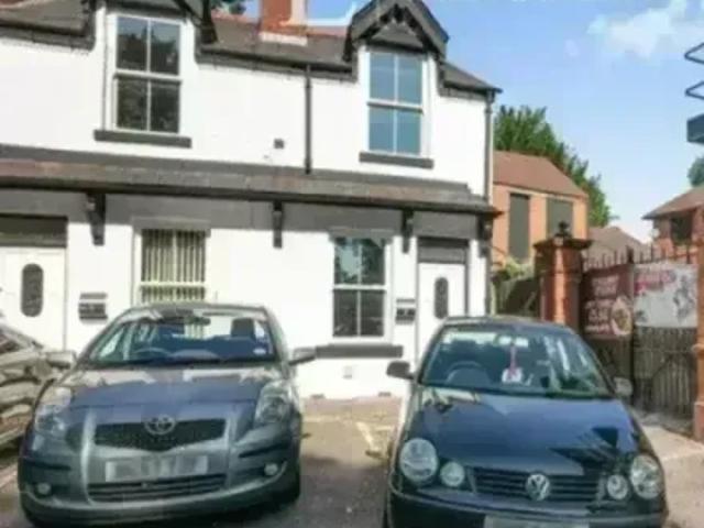 Grosvenor Court, 58 The Green, Hawkesley, B38 8RU, United Kingdom | 1 bed apartment for rent #147015126 | Rentberry