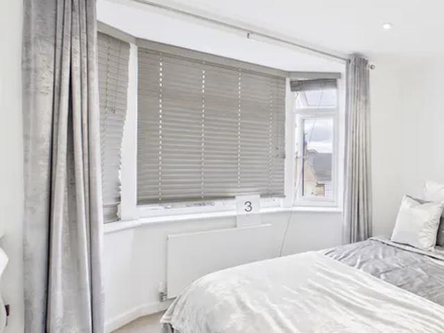 Grosvenor Court, Brewster Road, London, E10 6RH, United Kingdom | Room for rent #166505017 | Rentberry