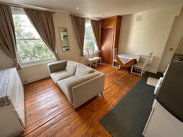 Grosvenor Avenue N5 2NP 1 bed flat to rent £1,700 pcm £392 pw