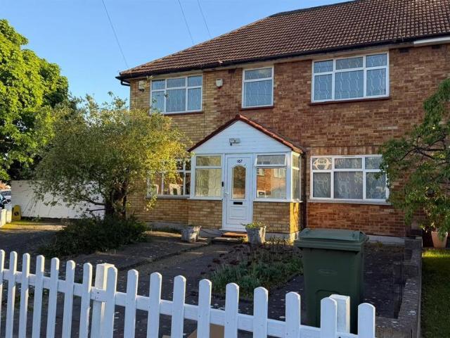 Grosvenor Avenue, Hayes 6 bed semi detached house to rent £5,000 pcm £1,154 pw