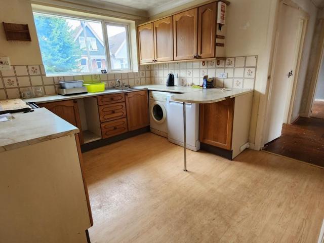 Grosvenor Gardens, Bournemouth BH1 2 bed flat to rent £1,150 pcm £265 pw