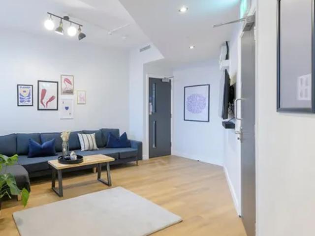 Grosvenor Hall, Grosvenor Road, London, TW1 4AD, United Kingdom | 7 bed apartment for rent #165457411 | Rentberry